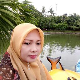 Pertemuan - Song Lyrics and Music by Anisa Rahma arranged by dewi ...