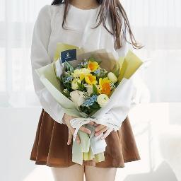 me mala para dige enna - Song Lyrics and Music by Namal Udugama ...